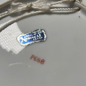 Norcrest | Accents | Vintage Norcrest Japan Hand Painted Gold Trimmed Rose Textured Plate P688 ...